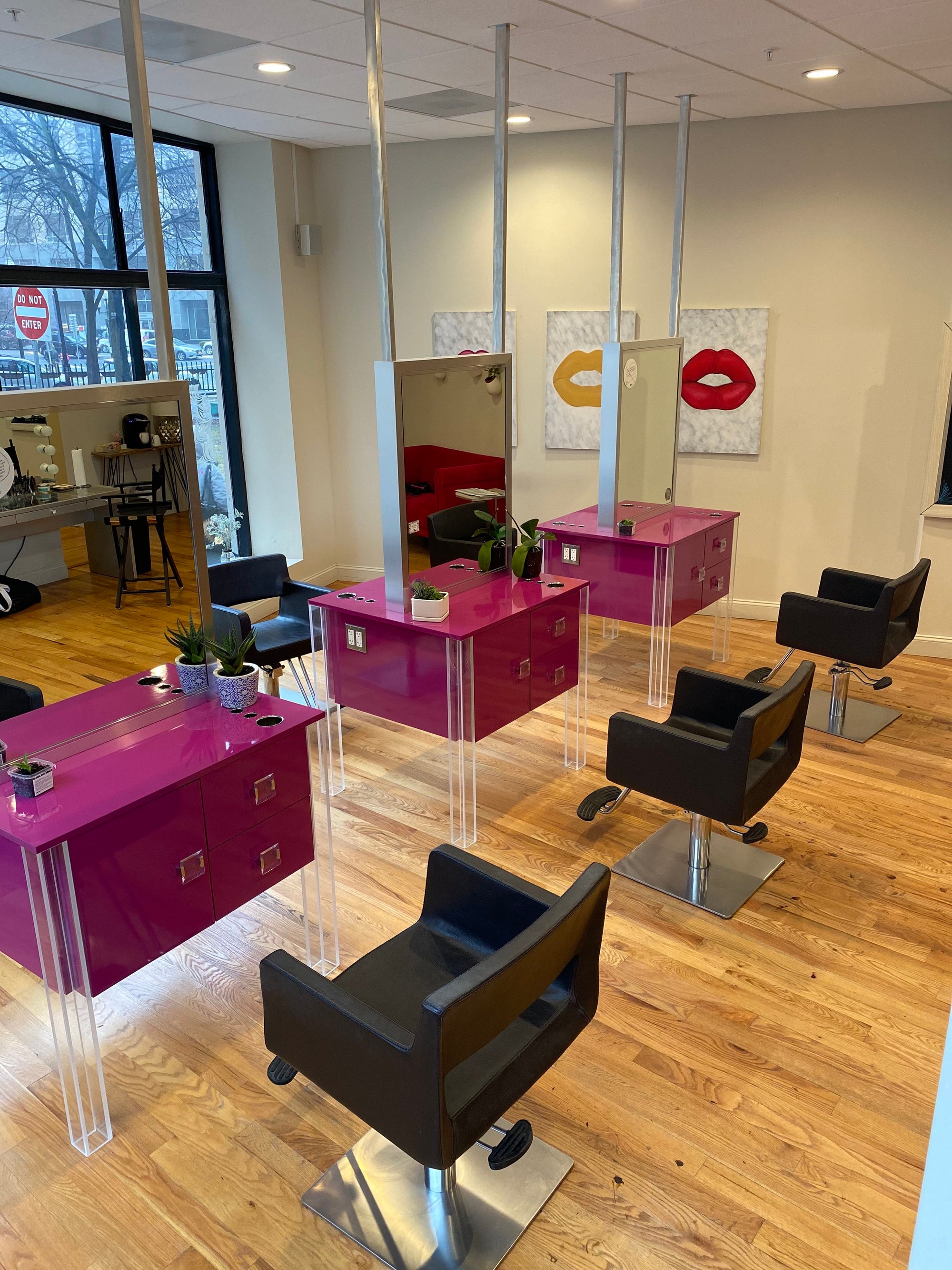 Bombshell Hair Studio and Spa